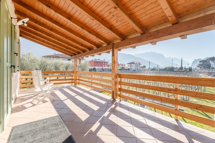 Villa Rustico Nella Natura Con Giardino Privato - Arco