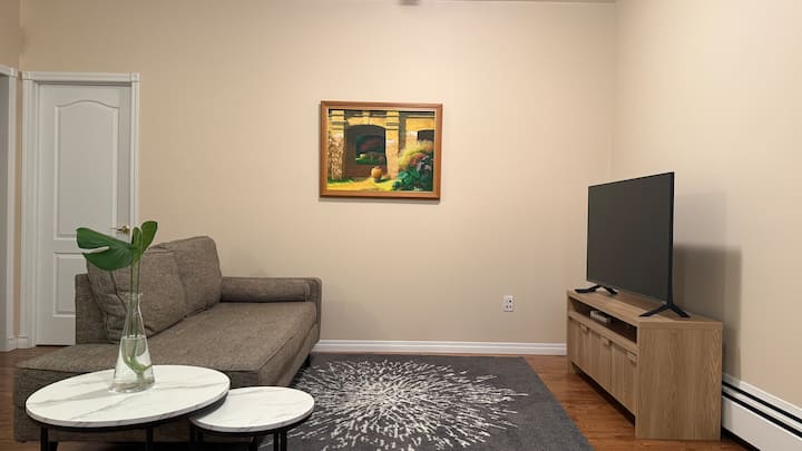 Private Suite In Niven - Yellowknife