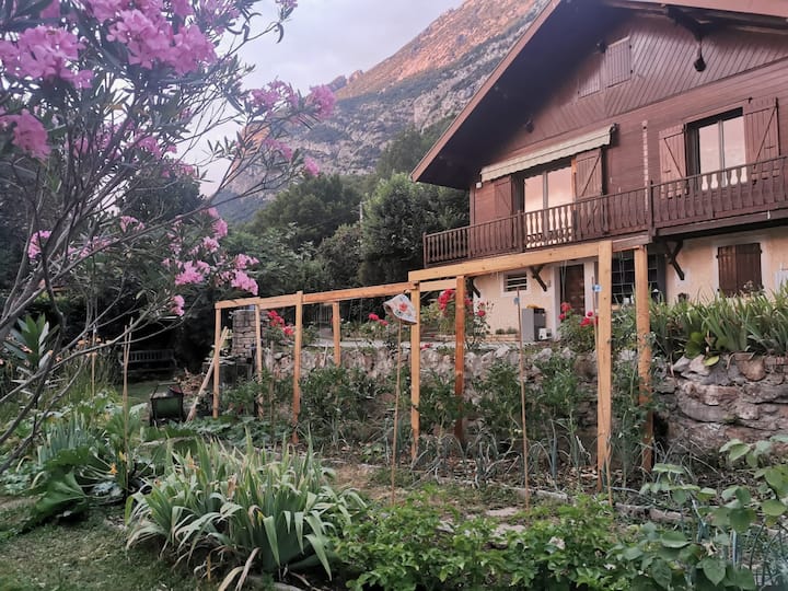 Maison Entre Ville Et Montagne. - Saint-Egrève