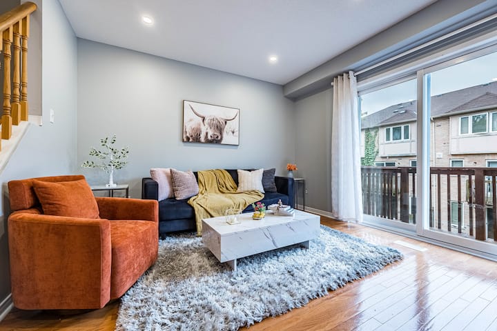 Cozy & Relaxing Mississauga Retreat | 3br + 2.5ba - Mississauga