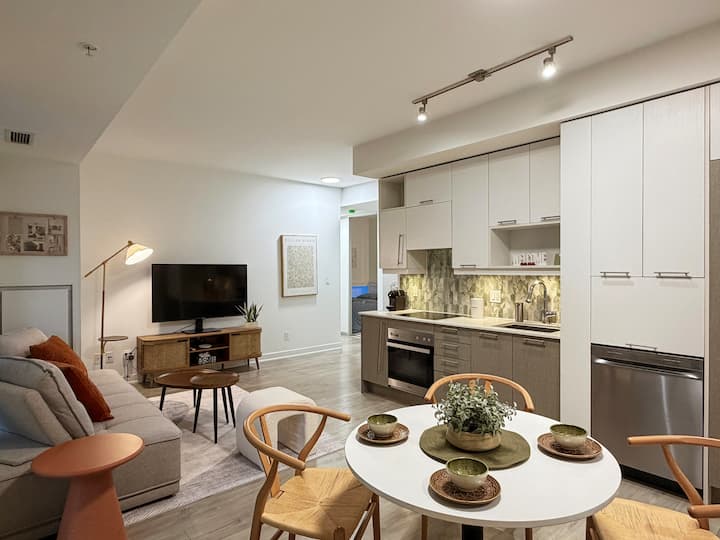 Rentx - Prime Richmond Street Condo - Gym / Wifi - Toronto