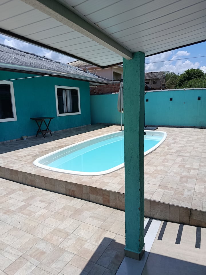 Casa Com Piscina, Próxima Ao Centro Da Cidade. - Morretes