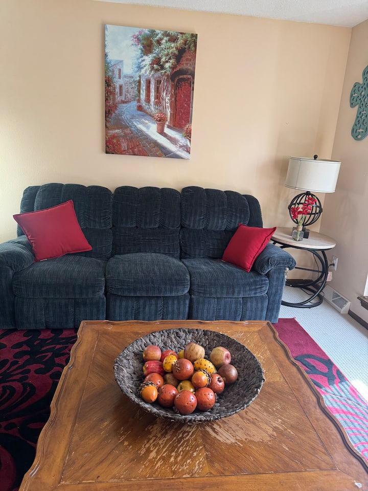 Soccer Fans Welcome! Cozy Home In Kansas City Area - Lee's Summit, MO