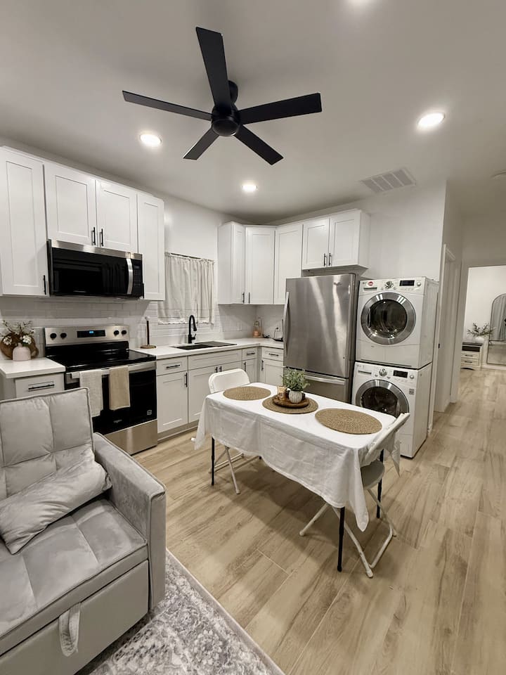 Brand New Private Guest Suite - Chino, CA