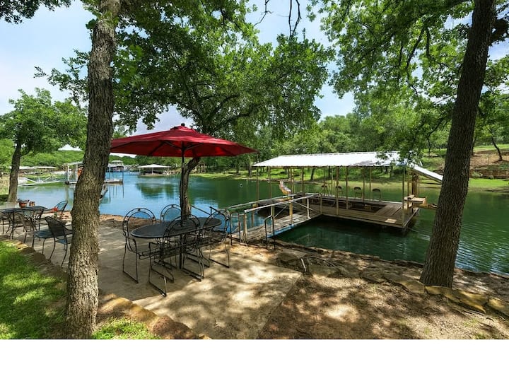 Papa's Lake Hideaway - Lake Bridgeport, Bridgeport