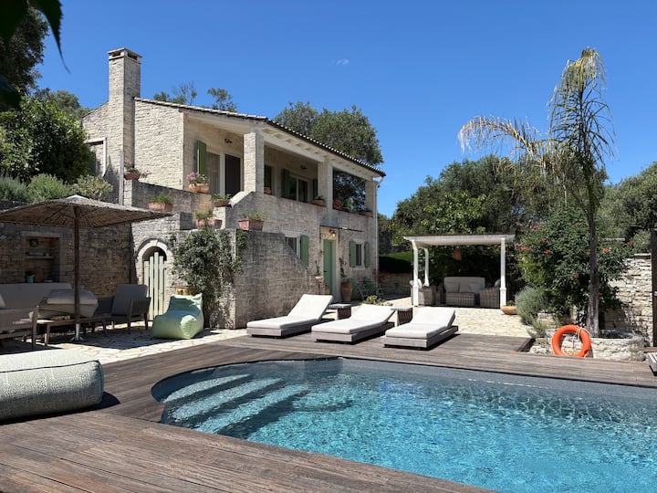 Meliti Luxury Villa In Fontana - Paxi