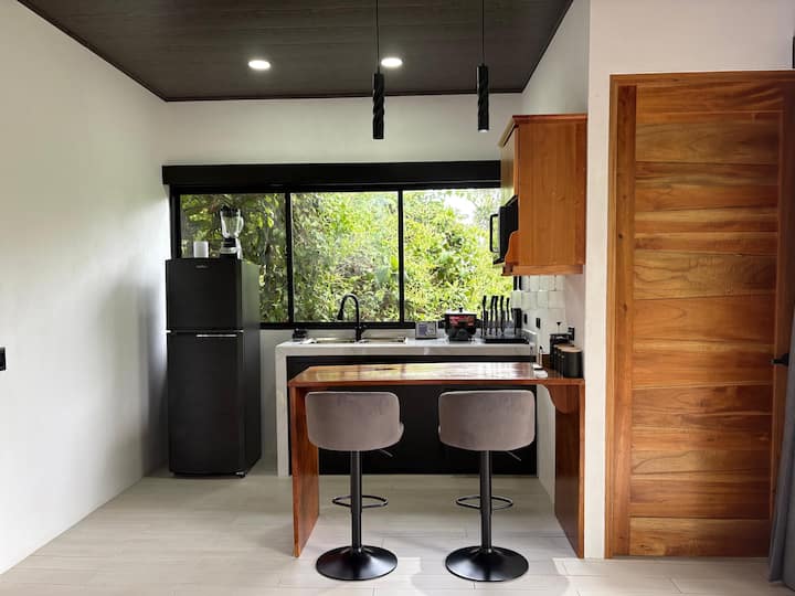 La Colmena | Eco Cabin & Bee Experience - Costa Rica