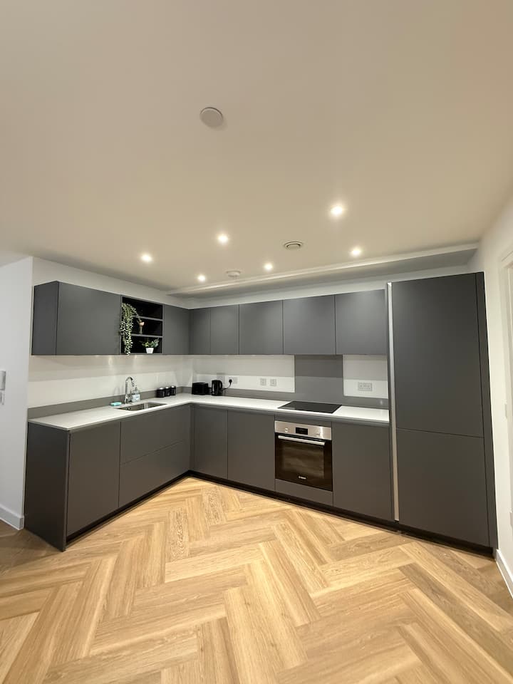 Luxury City 2 Bed Apartment • Fast Wi-fi - Birmingham