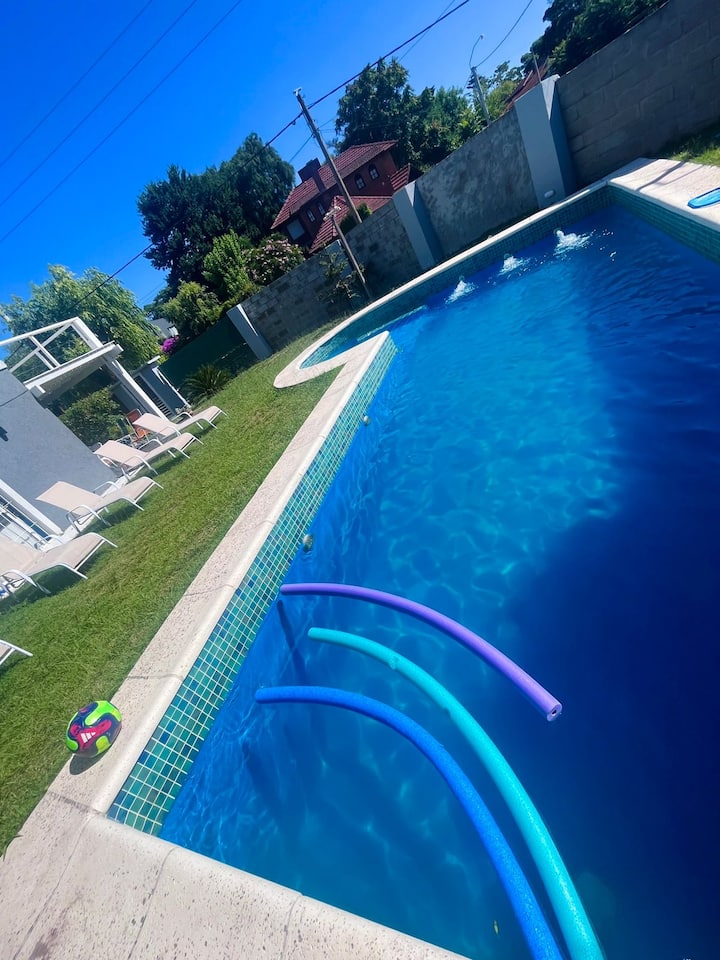 Gesell - Casa Para 8 - Villa Gesell