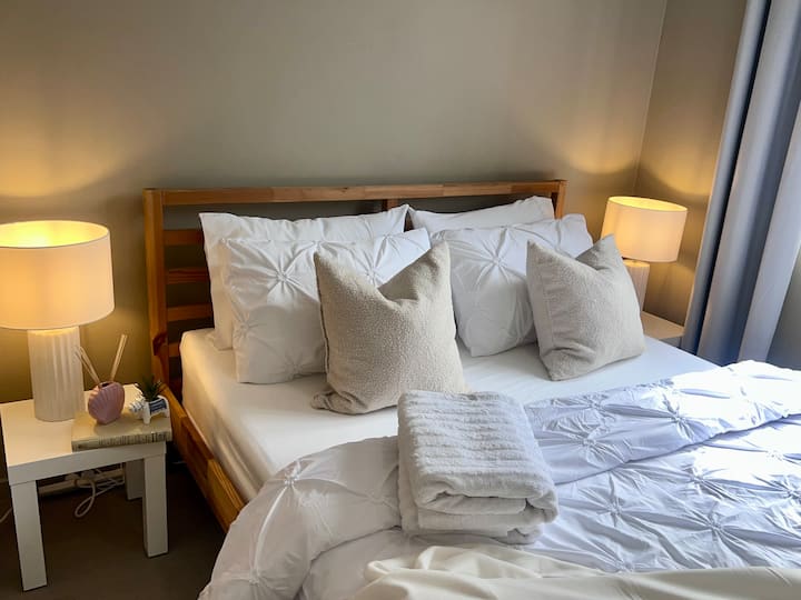 U4-traditional Unit-quiet Close Cbd-airconsmarttv - Balmoral