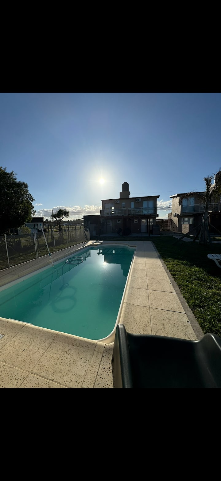 Cabañas Increibles, Pileta Y Desayuno, En Miramar - Miramar