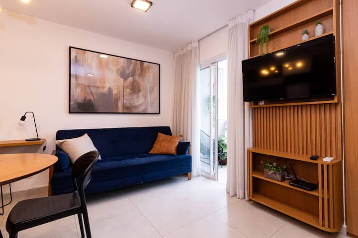 Studio Central, Academia, Ar, Piscina, Garagem - Juiz de Fora