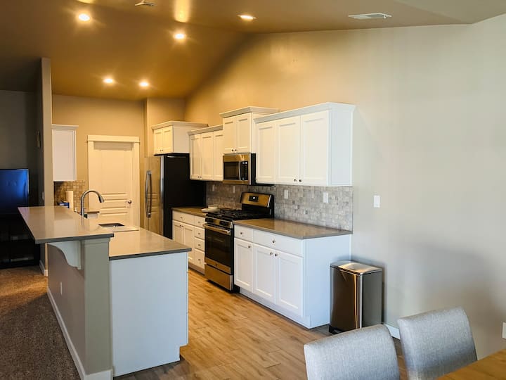 Modern Oasis In Quiet Boise Neighborhood - Boise, ID