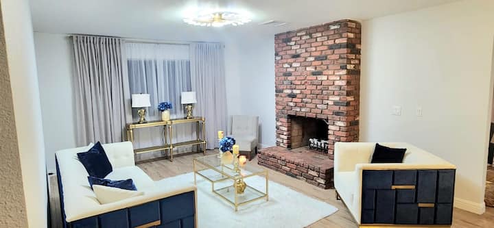 Riverside Hills Happy Home - Corona, CA
