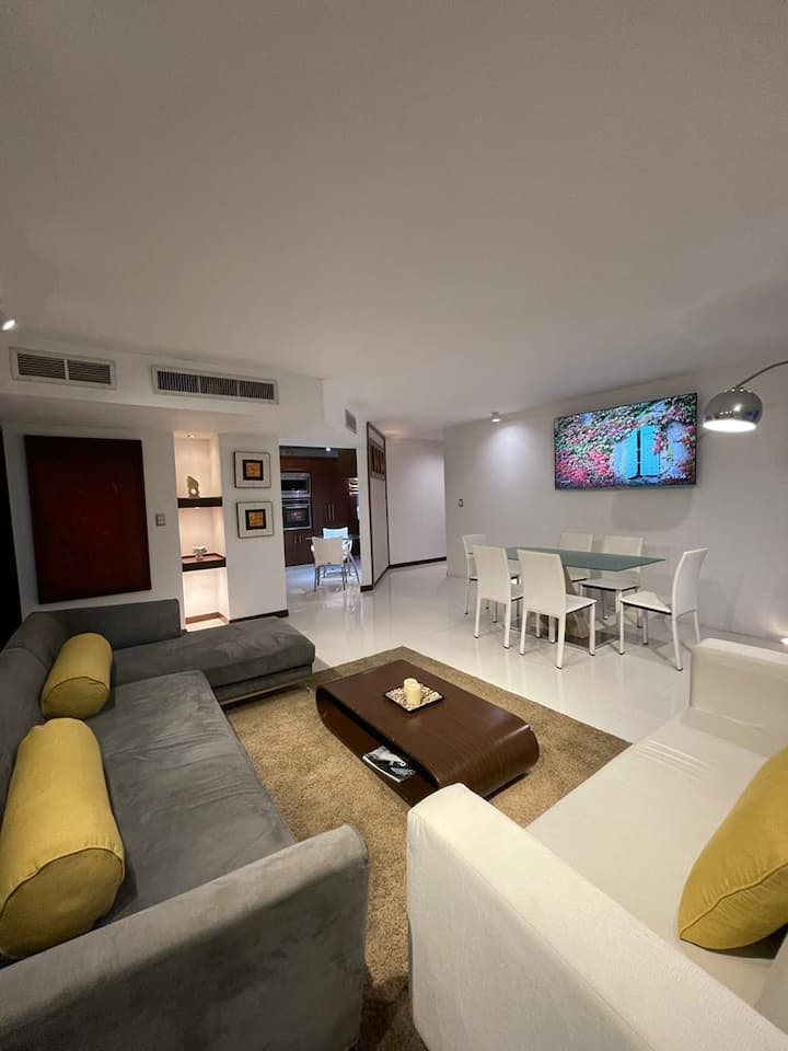 Lujoso Apart Con Planta Eléctrica / Exclusiva Zona - Venezuela