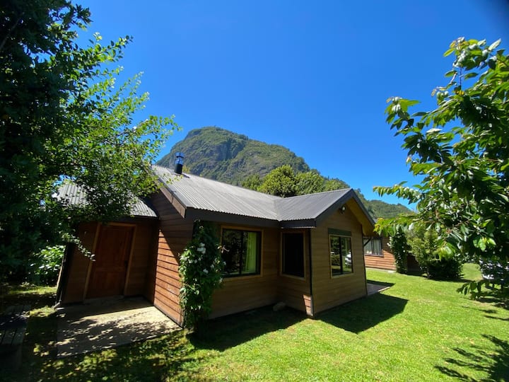 Cabaña A Pasos Del Lago Y A Los Pies Del Cerro - Chile