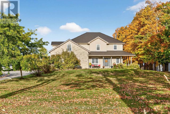 Peaceful Oro Medonte House W/ Hottub - Horseshoe Valley, ON