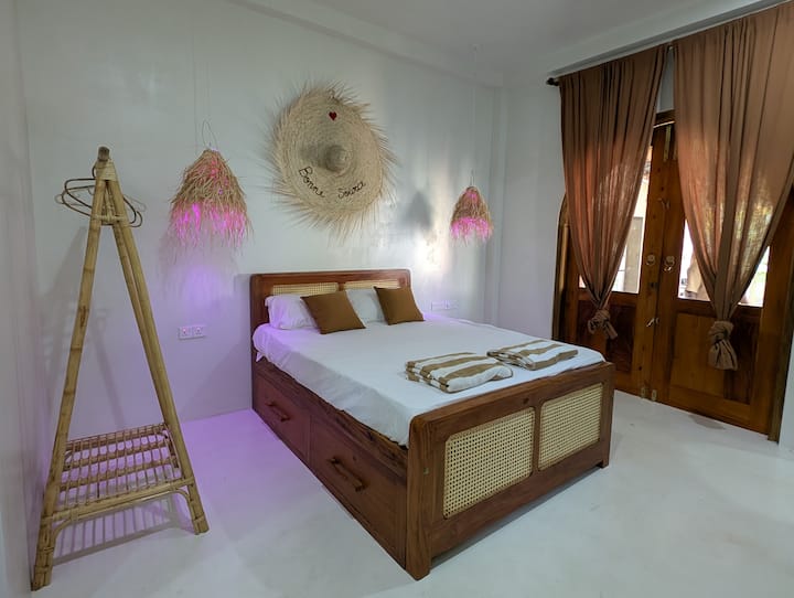 Petite Maison Entre Plage, Temple Et Rizières. - Sri Lanka