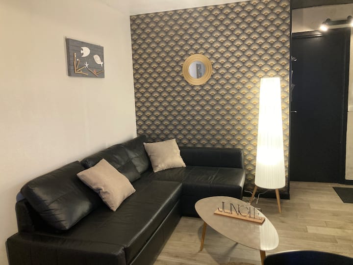 Les Pieds Dans L’eau - Le Tréport