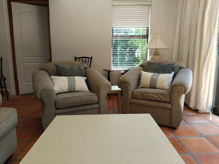 Inthlanzi House - Destination Malgas - Malgas
