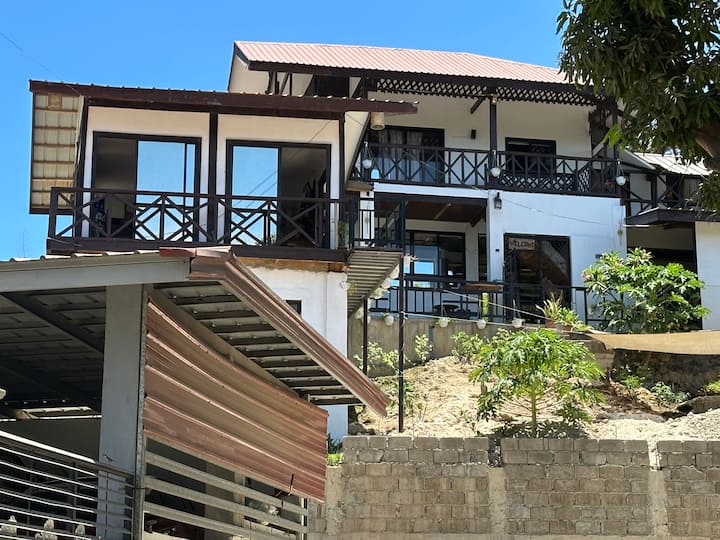 Great View Transient | Private Pool Near Beach - Calatagan