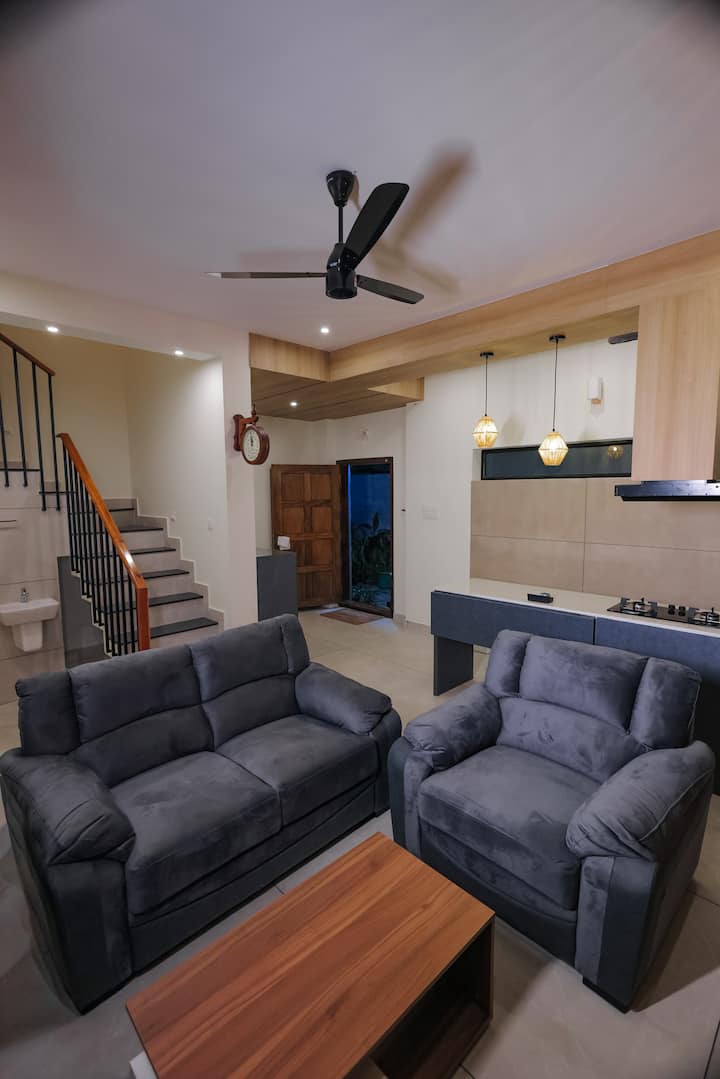 Duplex Private Pool Villa Near Varkala Beach - Varkala