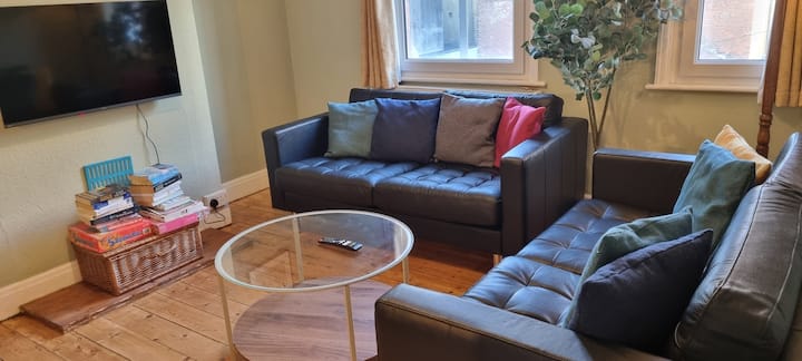 Sleeps 6 - 2nd Floor Flat In Hastings Old Town - Bexhill