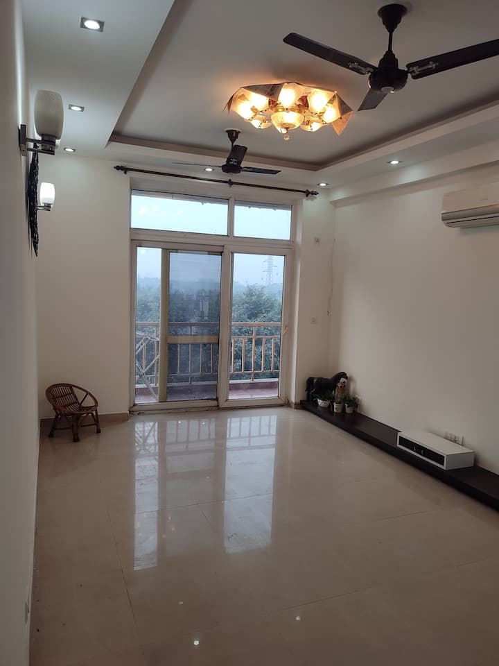 Beautiful Apartment With Plush Scenic Surroundings - Karnal