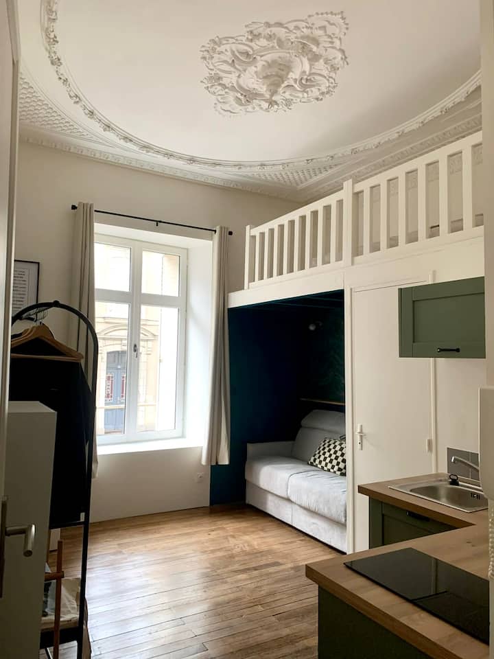 Studio Rénové Près De La Gare De Laval - Laval, France