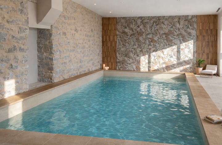 Gîte 15 Personnes, Piscine Intérieure Privative - Le Cheylard