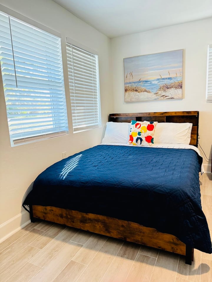 105 Cozy Studio - River Views & Prime Location - Satellite Beach, FL