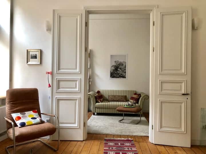 Schöne, Ruhige Altbauwohnung Im Zentrum Kölns - Cologne