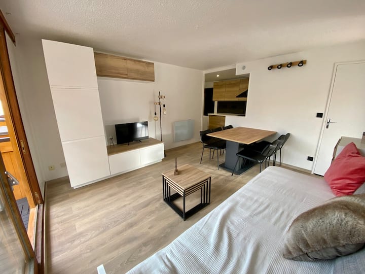 Les Sybelles - Le Corbier : T3 Renové, Sur Pistes - Le Corbier