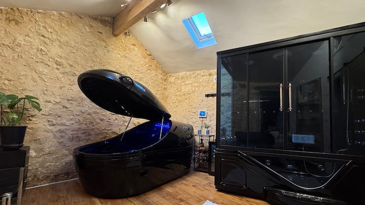 Riverside Farm Wellbeing And Private Spa; Dordogne - Charente