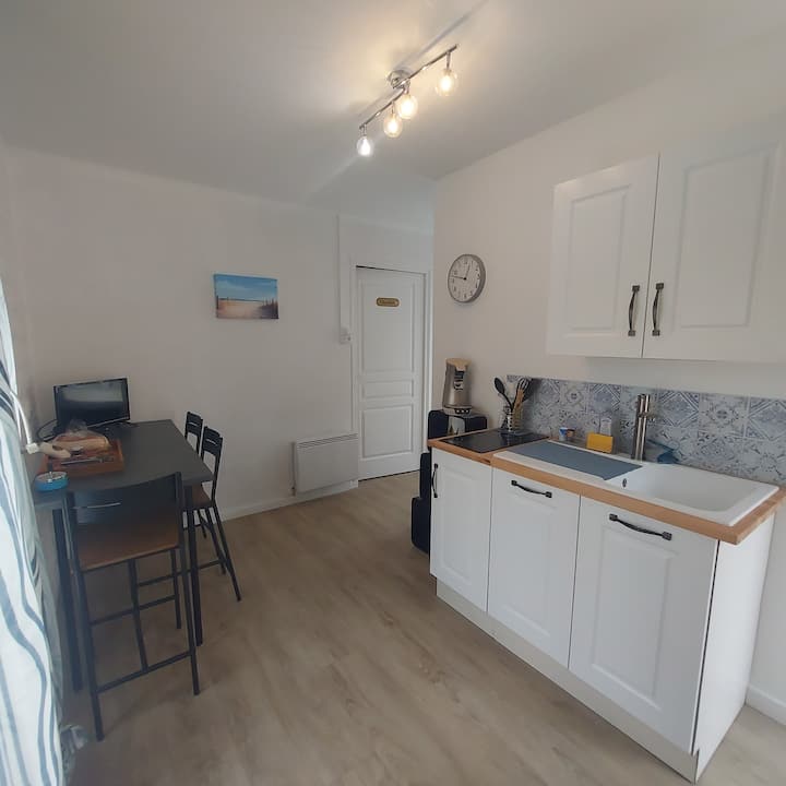 Maison T2 Proche Centre-viille, Gare Et Hôpital - Challans