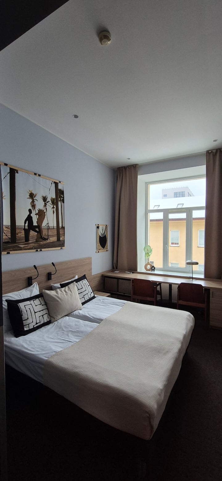 Cozy Private Room In Corner Building - Vilnius