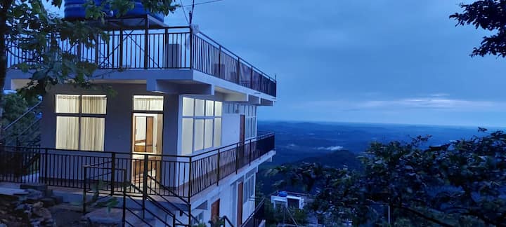 Green Valley Best Homestay In Panchalimedu - Kuttikkanam