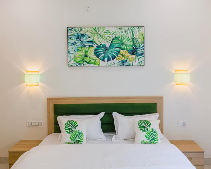 Tropical 2bhk Retreat | Walk To Fatehsagar Lake - Gujarat