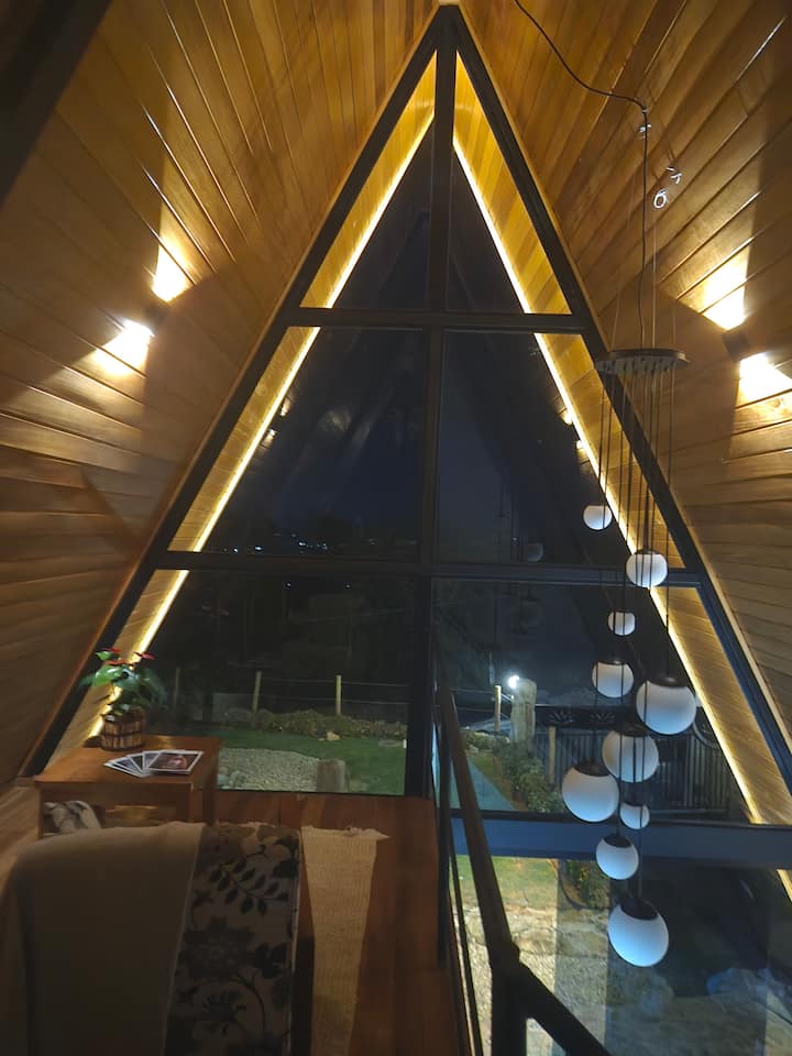 Recanto Dos Jacarandás,
Para Noites Românticas! - Atibaia