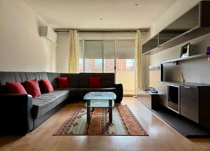 Magnífico Alojamiento En Badalona 4 Bedrooms - Badalona