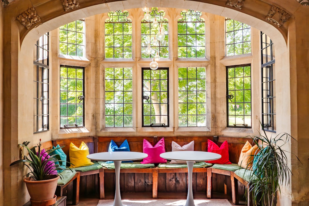 Cleeve Grand Manor House · Cerca de Bath · Capacidad para 26 personas ...