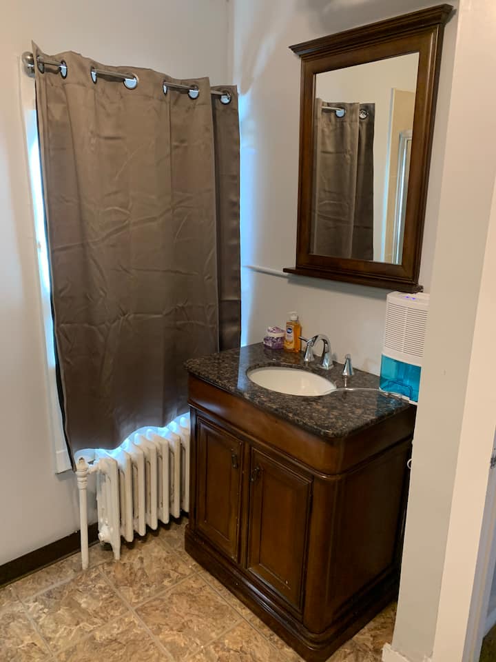 3rd Floor Oasis - Hyde Park, NY