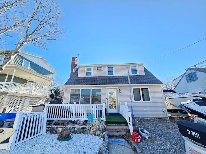 Beach Haven Gardens Pirate Den - Beach Haven, NJ