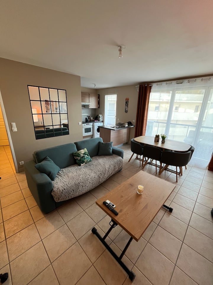 Appartement F2 - 1.5 Km De La Gare De Chartres - 呂塞