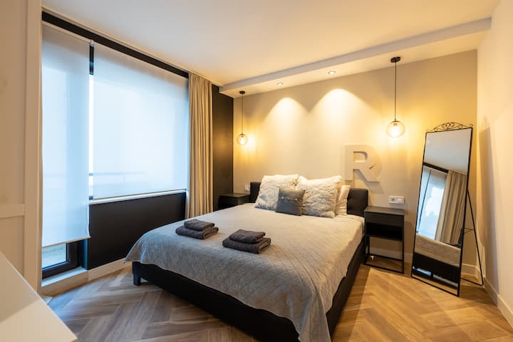 Realm ෴&nbsp;Modern Minimalist Flat Near The Sea Garden - Varna