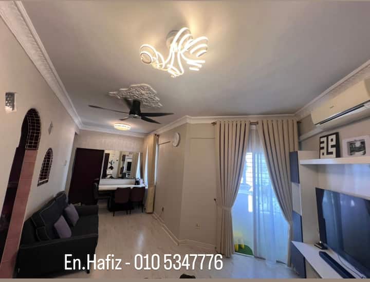 Hafiz Homestay - Teluk Kumbar