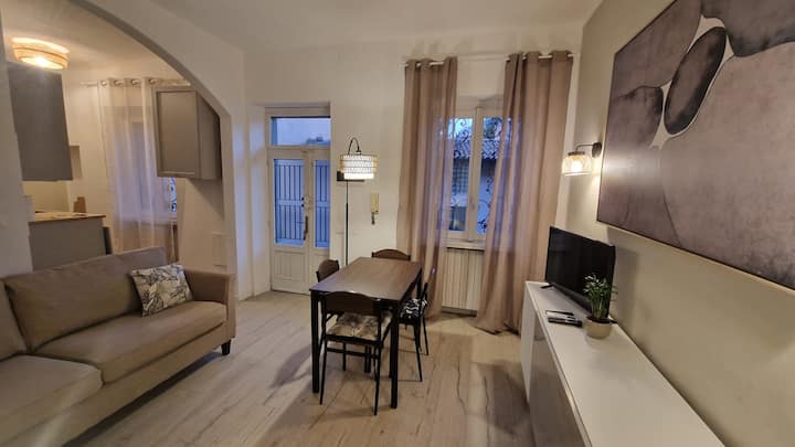 Piccolo Tesoro Per 4 Persone Nel Cuore Di Bergamo - Bérgamo