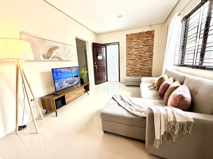 The Eastcape By: Akeisha - Bacolod