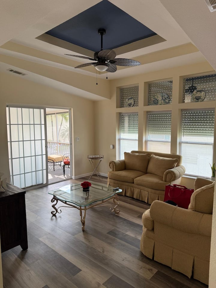 Fort Myers Palms Resort Retreat - Sanibel Island, FL