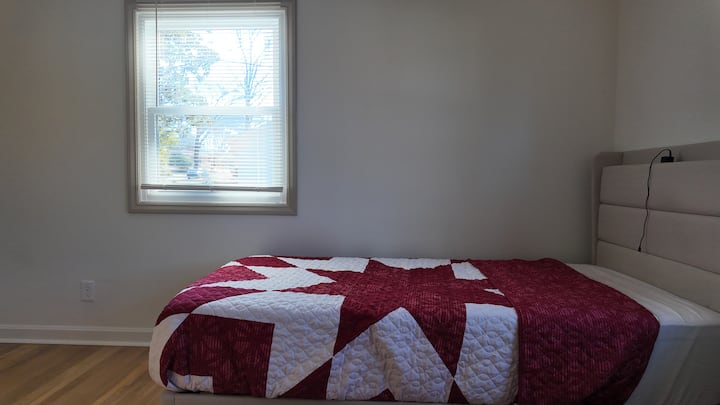 Private Room In Quite Home - Gastonia, NC
